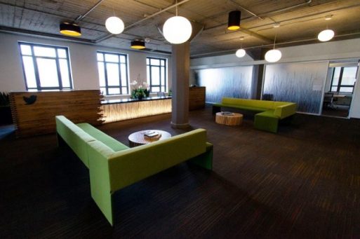 Desain Ruang Lobi Kantor yang Unik: Bagaimana Cara Membuatnya?